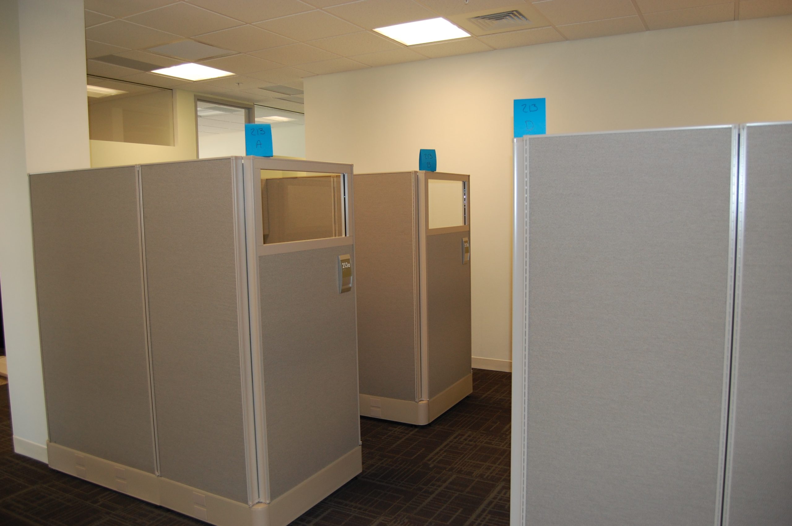 Used AIS DiVi 5x5 Workstations | UsedCubicles.com