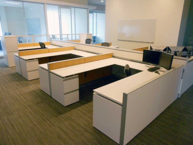 High End Knoll AutoStrada 7 X 7.5 Cubicles | UsedCubicles.com