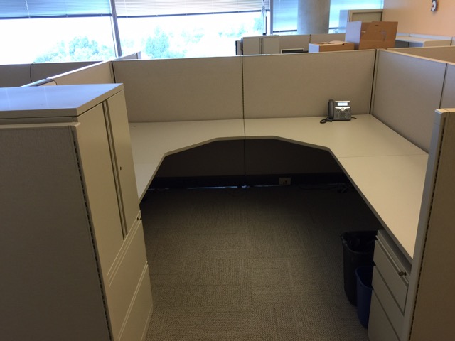 Herman MIller AO2 Cubicles with Tower | UsedCubicles.com