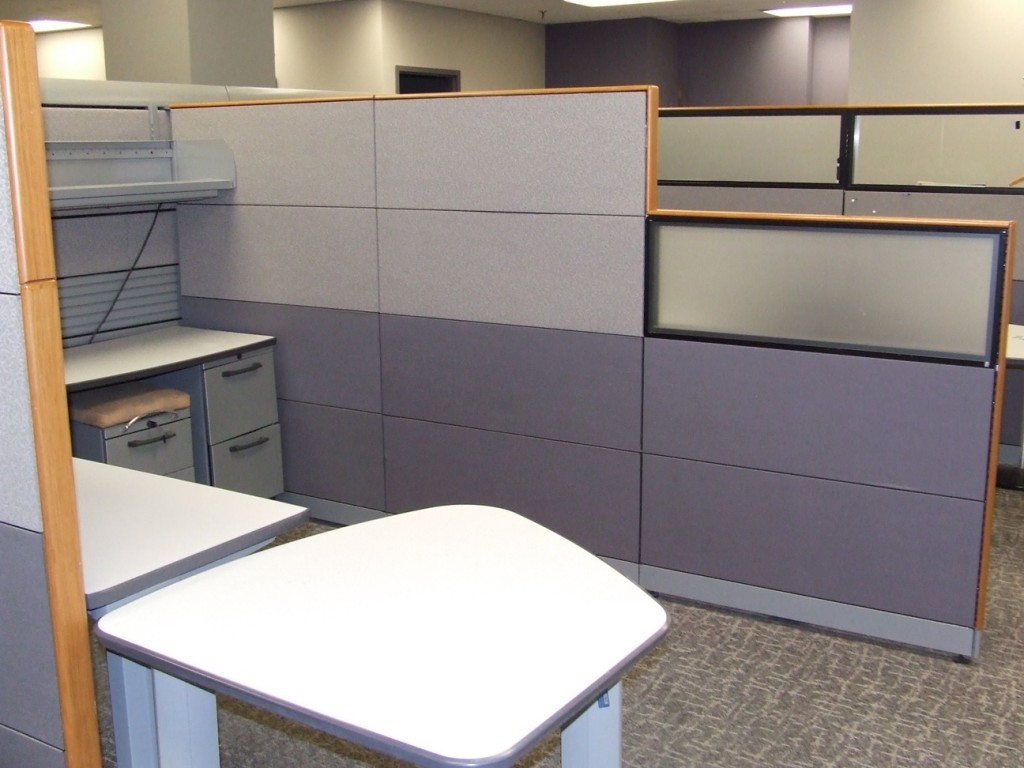 Knoll Currents Cubicles, Loaded with Tall Walls | UsedCubicles.com