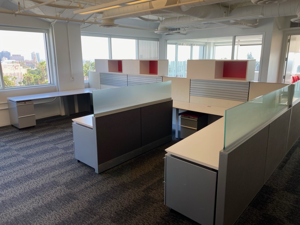Knoll Reff Cubicles, Fully Loaded, Rare Find | UsedCubicles.com