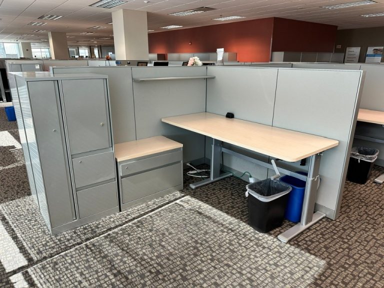 Used Cubicles & Used Office Furniture | UsedCubicles.com